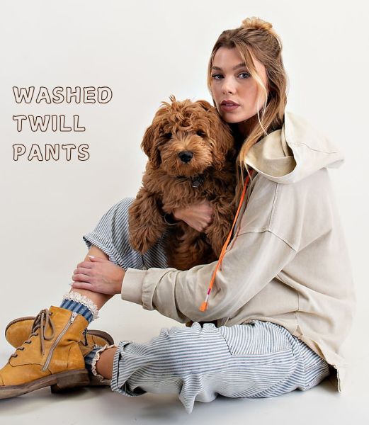 Easel Online - Women's Wholesale Clothing